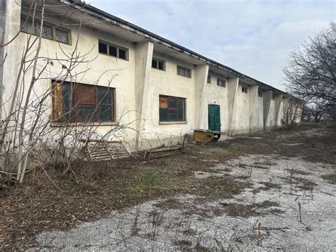 Селскостопански двор Ферма 11300 кв м Складове промишлени и