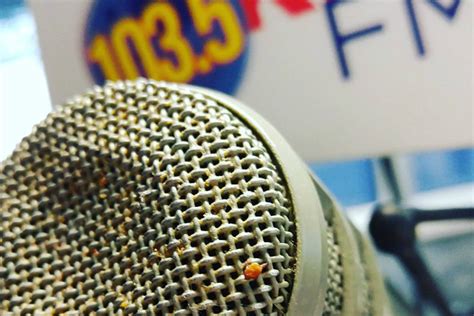You Decide Whats Stuck To The Microphone