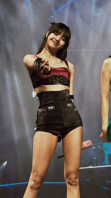 Blackpink Born Pink World Tour Concert Lisa Photos Artofit