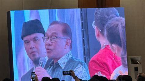 Anwar Ibrahim Soal Malaysia Klaim Lagu Rasa Sayange Google Saja Tahu