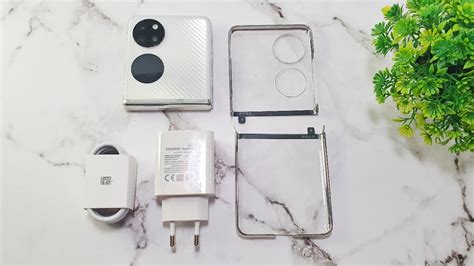 Huawei P Pocket Hands On Exclusive First Look And Unboxing Of Their