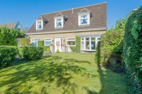 5 Bedroom Detached House For Sale In Langdale Avenue Bradford Bd12 9dr