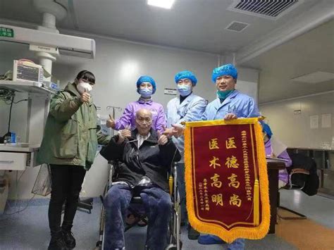 永州市三医院：医生妙手回春 患者老泪纵横重症医学科病房