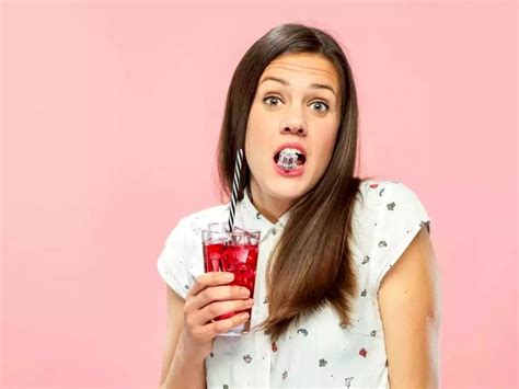 به کمک ۱۱ روش خانگی، گلودردتان را سریع درمان کنید