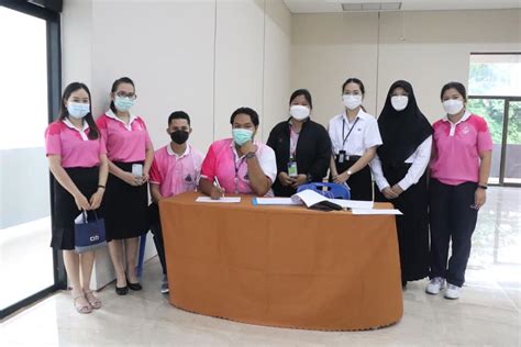 โรงเรียนวชิรธรรมสาธิต Home