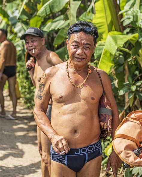 Tắm Tiên Sông Hồng on Twitter Các cụ đi bơi nude naked nakedpublic