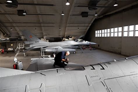 1645 • F 16 Photography