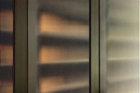 What Is Fluted Glass Ribbed Glass Moru Glass VSOM GLASS