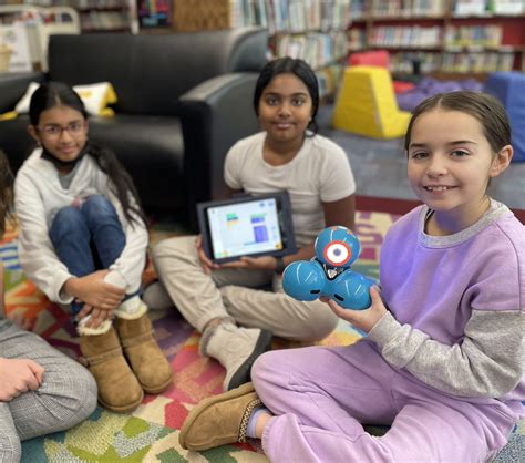 Tinkercad On Twitter Rt Sandshorel Busy Day In The Library Using Tinkercad To Create 3d