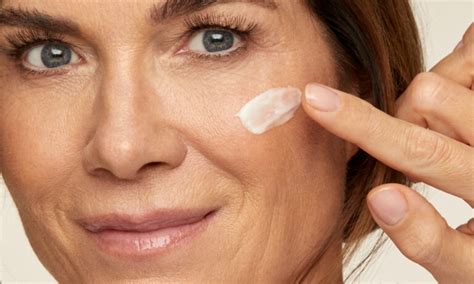 Skal Man Stoppe Med Retinol Om Sommeren