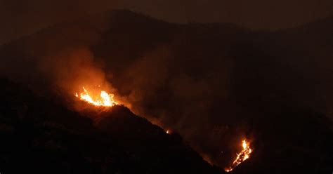 Duizenden mensen geëvacueerd voor bosbranden in Californië Buitenland hln be