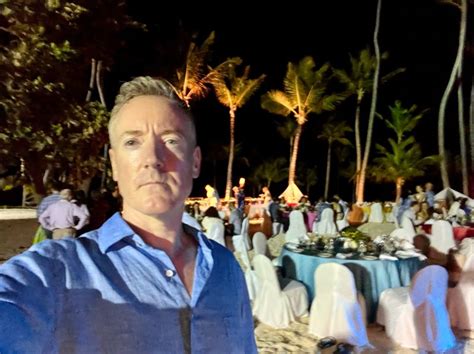 Stephen Hamlet On Linkedin Picture This When Everyone Writes So Many