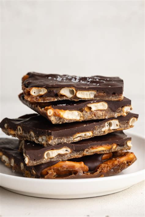 4 Ingredient Chocolate Toffee Pretzel Bark