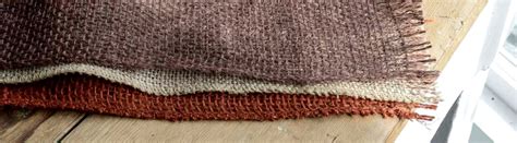 How To Make A Burlap BowFunky Junk Interiors