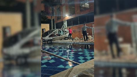 Se Cayó Un Carro De Una Grúa En Pleno Centro Histórico En Cartagena El