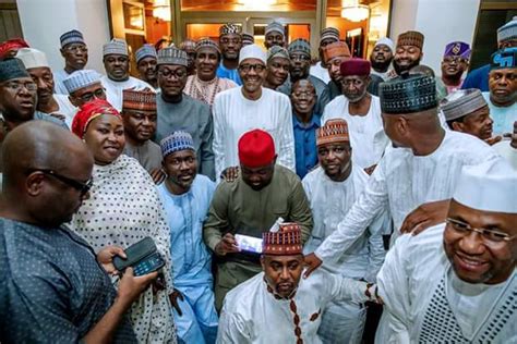 Photos Of President Buhari With His Loyalists At The House Of