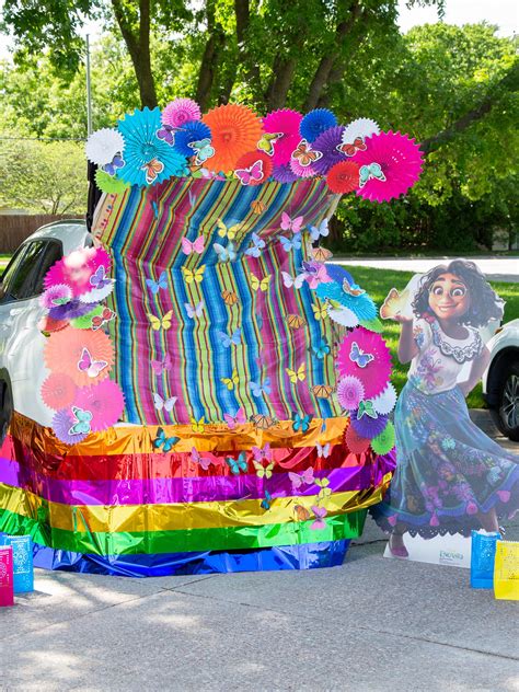 Encanto Themed Trunk Or Treat Idea Fun365