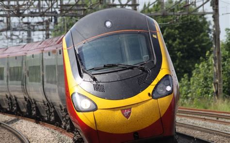 Br Class 390 Virgin Trains Pendolino Tilting R Trains