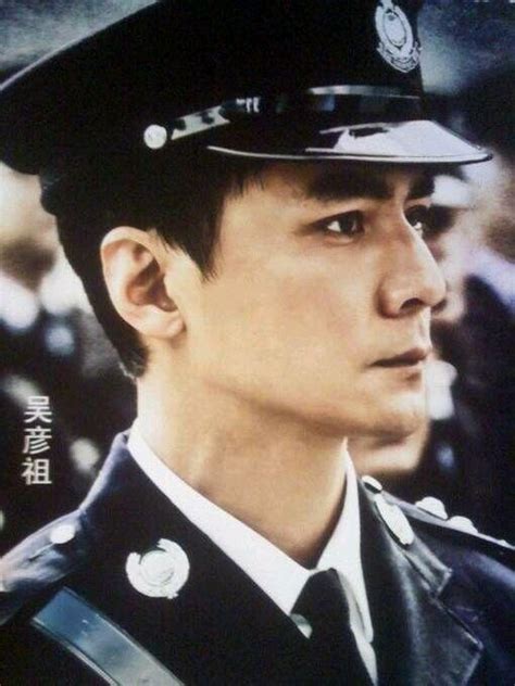 八大男星最帥「軍裝照」，劉德華不老男神，最後一個迷倒無數少女 每日頭條