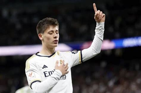 بعد تعرضه للاختراق حساب يوفنتوس يعلن تعاقد النادي مع أردا جولر الأسبوع