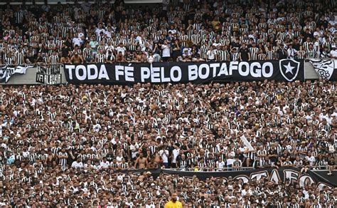 Conquista Do Botafogo Bate Flamengo E Fluminense Em Público Em Final Da