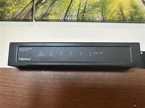Trendnet Ethernet Optical Ethernet Switch With His Own Small Green