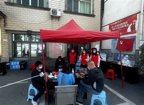 上栗县：组建“党员突击队”助力疫情防控防疫保障市场