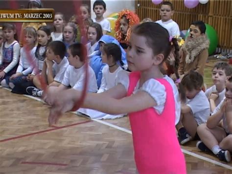 Z archiwum TV Występy cyrkowe dzieci w Szkole Podstawowej nr 1