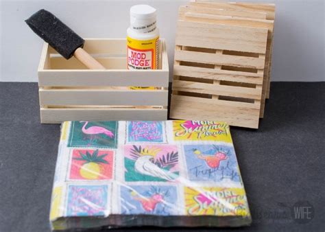 Dollar Tree Tropical DIY Napkin Mini Pallet Coasters