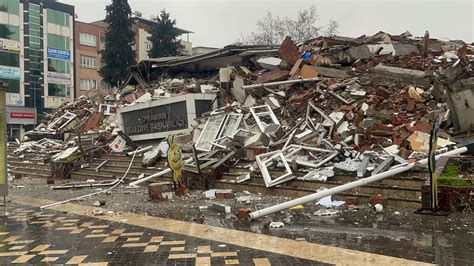 Vaziyet On Twitter Ad Yaman Belediye Ba Kanl Binas Depremde Y K Ld Https T Co