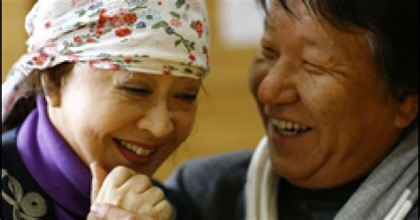 뮤지컬 러브 신인 老배우들 연기는 초짜지만 열정은 프로