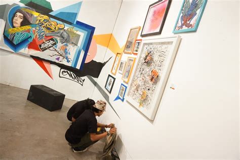Empat Panel Pameran Kolaborasi Mahasiswa Seni Rupa 4 Perguruan Tinggi Di Bali Bali Ekbis