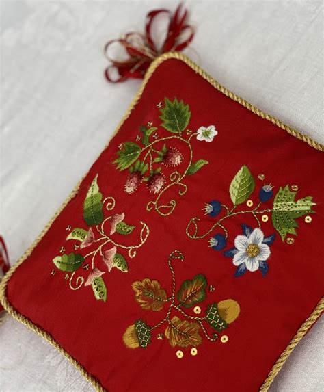 Virtual Lecture 26 Elizabethan Embroidery And The Trevelyon Miscellany
