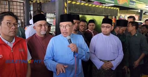 PH BN Perlu Sokongan Padu Pengundi Melayu Anwar BULETIN TV Malaysia