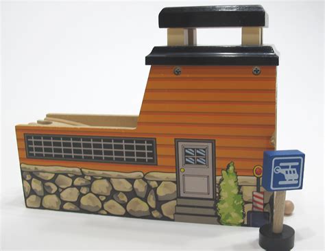 Купить Деревянная железная дорога Imaginarium Brio Thomas Wooden Train ...