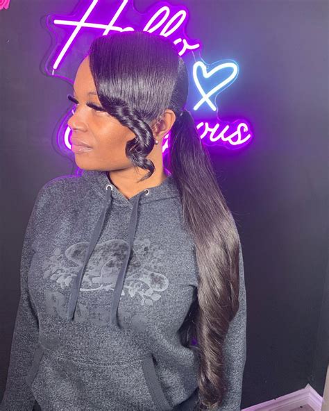 Millennial Side Bangs Are Back And Heres How To Wear Them