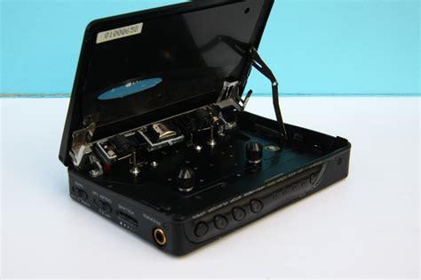 Flagowy Walkman Kenwood Cp E7 Z Dolby B I C Skowarcz Licytacja Na