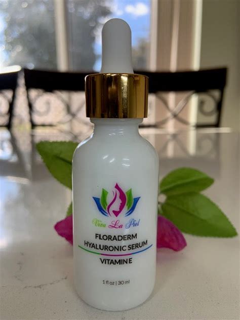 Vitamin E Serum Moisturizer Viva La Piel™