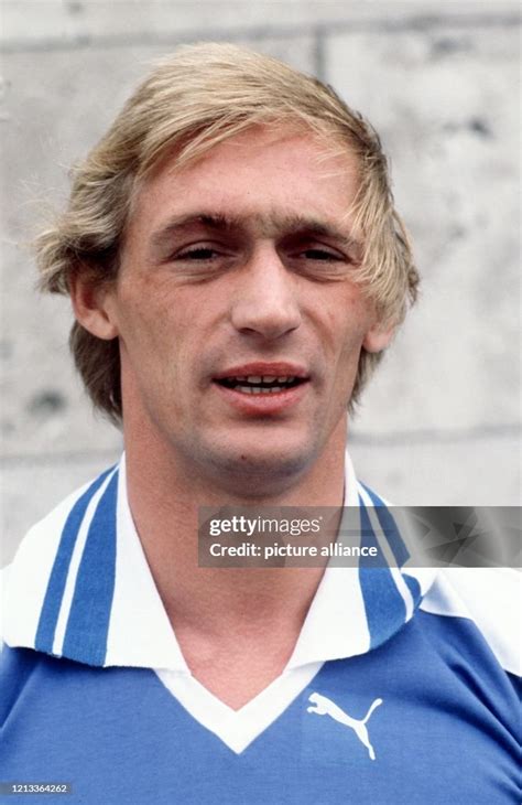 Dr Deutsche Fußballspieler Hans Weiner Lizenzspieler Bei Hertha Bsc