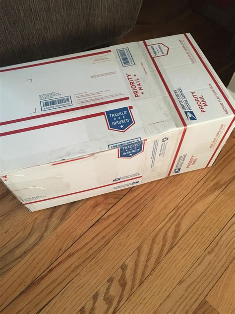 Medium Flat Rate Box
