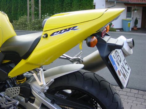 Honda Fireblade Soziusabdeckung Von Haungs An Der SC50
