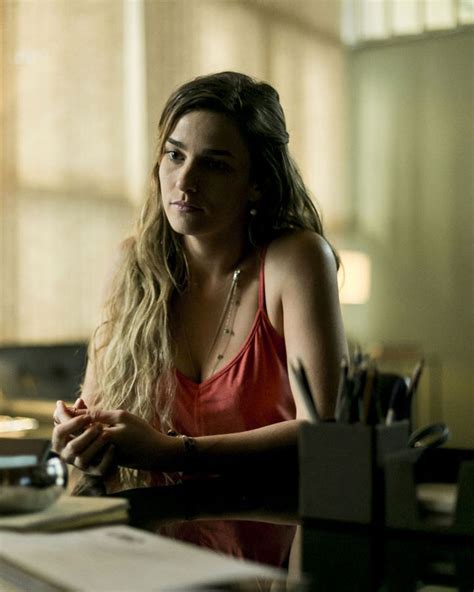 Priscila Steinman Pinta O Cabelo De Loiro E Coloca Mega Hair Em