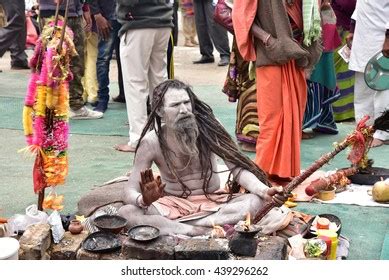 250 Naked Sadhu Images Stock Photos Vectors Shutterstock