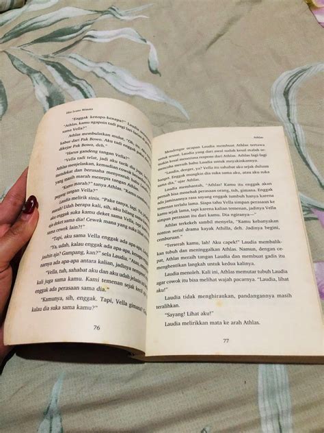 Novel Athlas Best Seller Buku And Alat Tulis Buku Di Carousell
