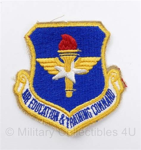 Us Air Education And Training Command Patch 8 X 8 Cm Origineel