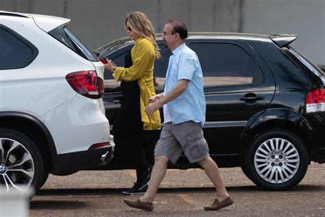 Cega Defesa De Bolsonaro Tenta Falar Advogado De Mauro Cid