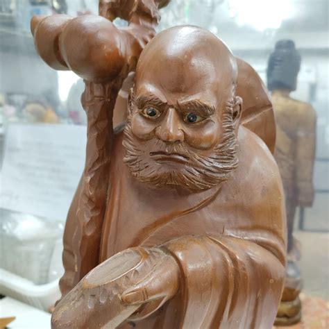 メルカリShops 木像 彫刻 達磨 達磨大師 置物 ダルマ 木彫り