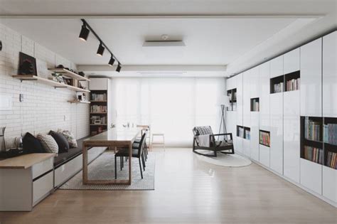 Wannabe에 있는 Seon Hee님의 핀 집 내부 서재 겸 거실 인테리어