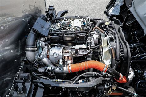 いすゞの歴史にまた1ページ！ 普通免許で運転できる新型ディーゼルトラック「エルフミオ」に乗った！ トラック総合情報誌「フルロード」公式webサイト