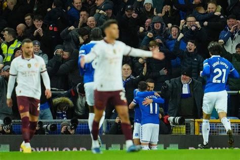 Man Of The Match Everton Vs Manchester City Julian Alvarez
